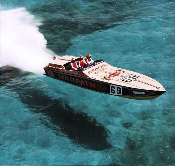 How Much it Actually Costs to Run Apache Warpath 41 Offshore Powerboat ...